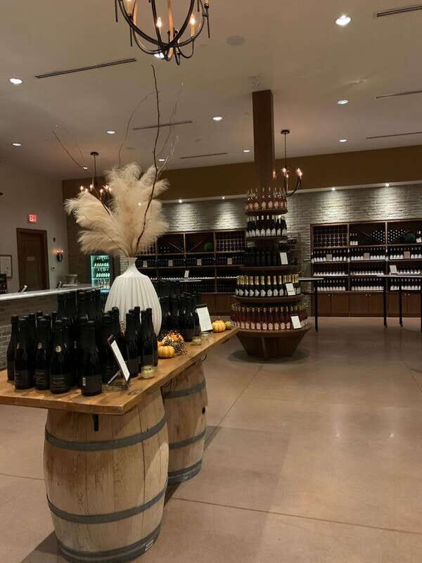 Wine & Cheese Afternoon Wine Tours in NOTL - The Details That Make This Tour Shine