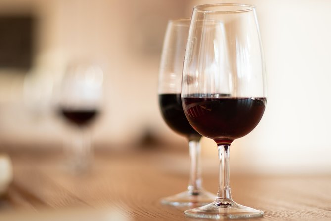 Wine Class Portugal wines in a small farm with a visit to the winery - What to Expect from the Portugal Wines Class in Pinhao