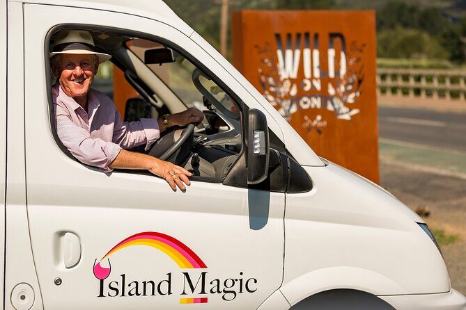 WINE on WAIHEKE, PREMIUM TASINGS and SCENIC TOUR, MAX 11 CLIENTS - An In-Depth Look at the Waiheke Wine Tour