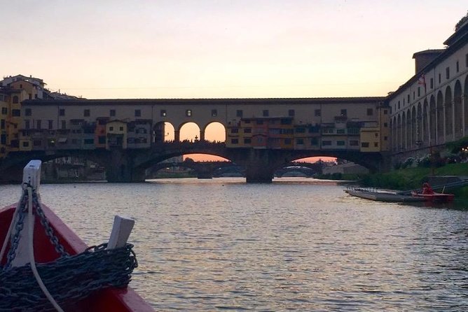 Wine on water in Florence: a private boat tour with aperitif - Practical Details and Value