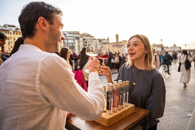 Wine Tasting Experience in Ponte Vecchio: Best Tuscany selection! - Key Points