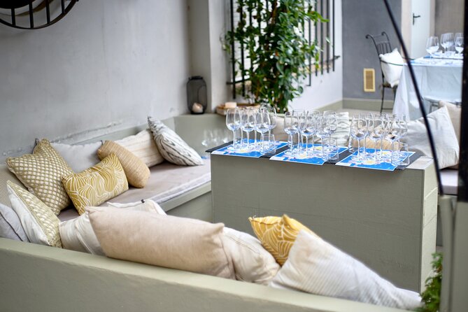 Wine Tasting Experience With a Professional Sommelier in Valencia City Center - Insights From the Professional Sommelier