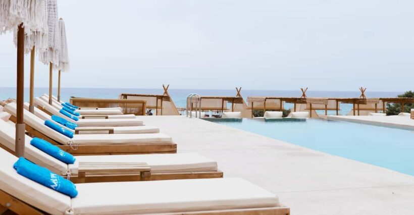 Wine Tasting & Food Pairing at Falassarna Beach ( Macaya ) - Who Should Book This Experience?