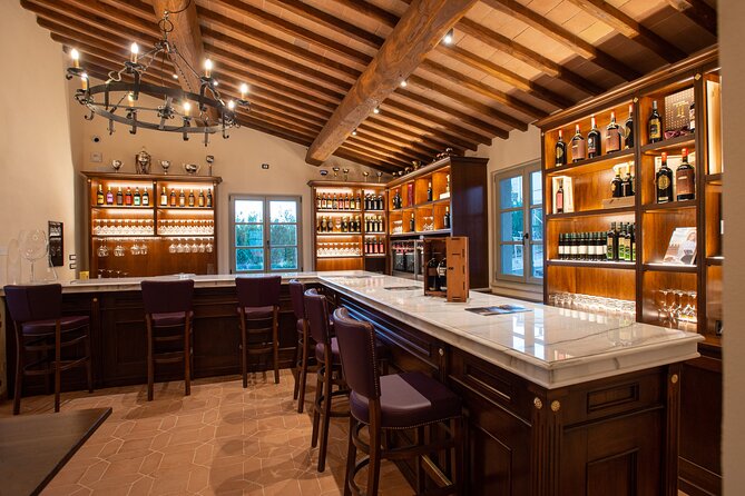 Wine Tasting in Historic Open-Lounge room - Key Points