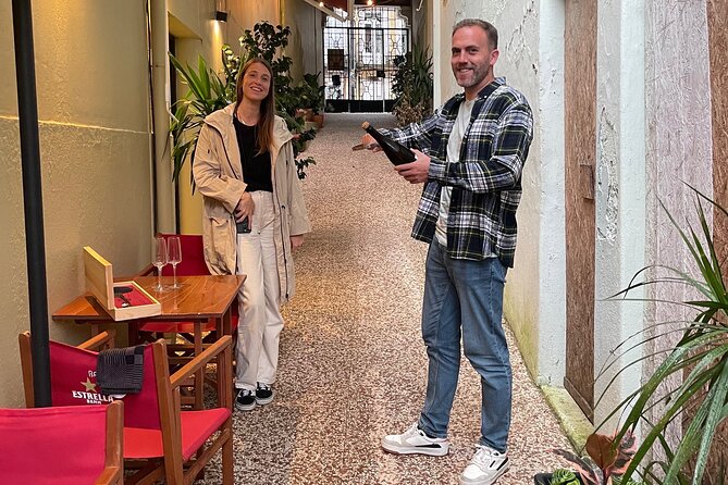 Wine tasting of 5 Port Wines with a Sommelier - FAQ