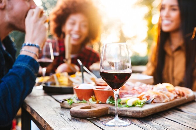 Wine Tasting Tour in Nice City-Center - Small Groups - Key Points