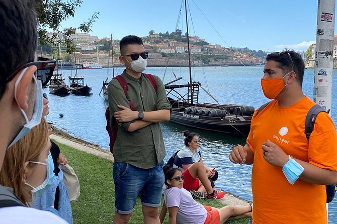 Wine Tasting With Tapas Walking Tour Review - About Your Stay