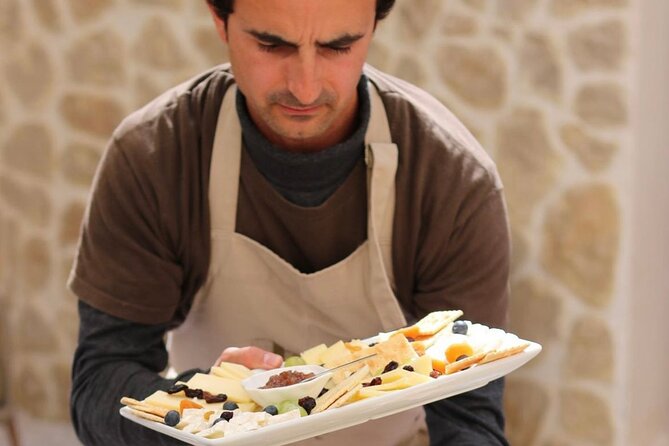 Wine tasting with wines from the smallest wineries in Mallorca - A Closer Look at the Mallorca Small-Winery Wine Tasting Experience