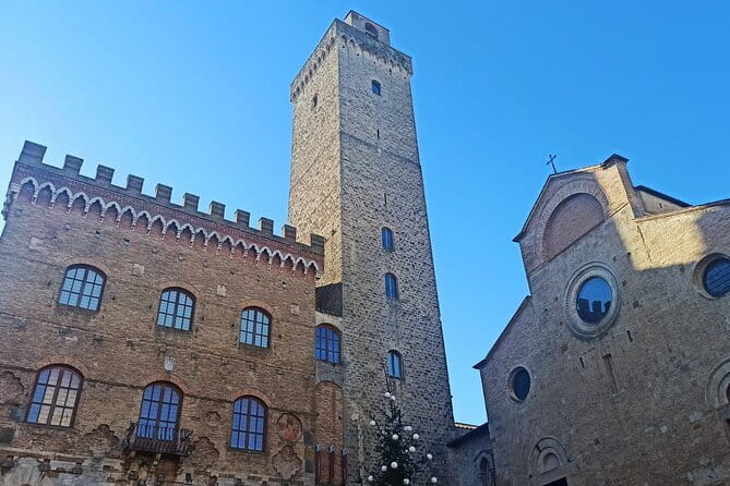 Wine tour in Chianti and visit of San Gimignano for small groups - Key Points