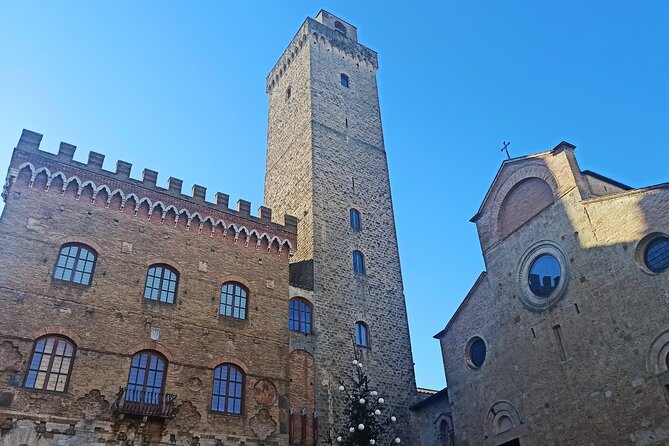 Wine tour in Chianti and visit of San Gimignano for small groups - Key Points