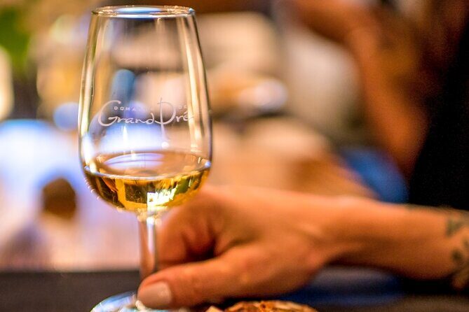 Wine Tour Wolfville Wine Tours in Nova Scotia- 6 Hours - Why This Tour Shines