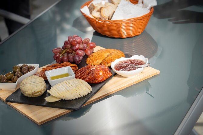 Winery Visit & Setubal Fish Market Tour With Tasting From Lisbon - Customer Feedback and Recommendations