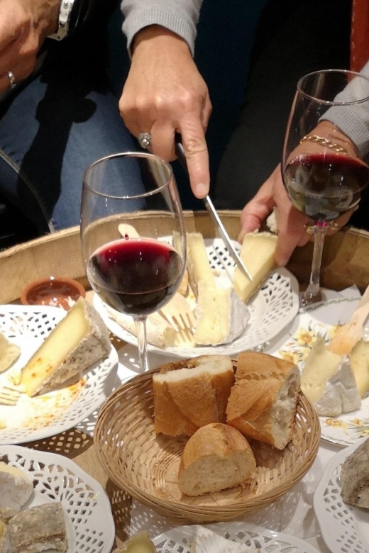 Wines and cheeses tasting experience at home - Who Will Love This Experience?