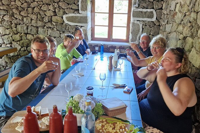 Wines and Moonshines Private Tour - The Highlights: Seeing the Sights and Tasting the Flavors