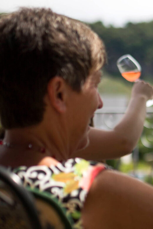 Winetasting with tour through the winery - Key Points