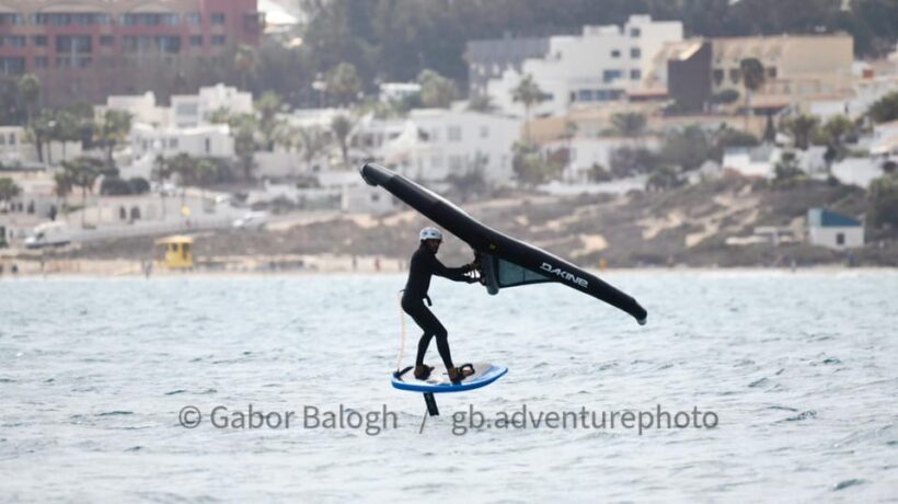 Wingfoil rental in Costa Calma: Your adventure starts with RENT&GO! - The Location and Conditions: Why Fuerteventura Is a Top Choice