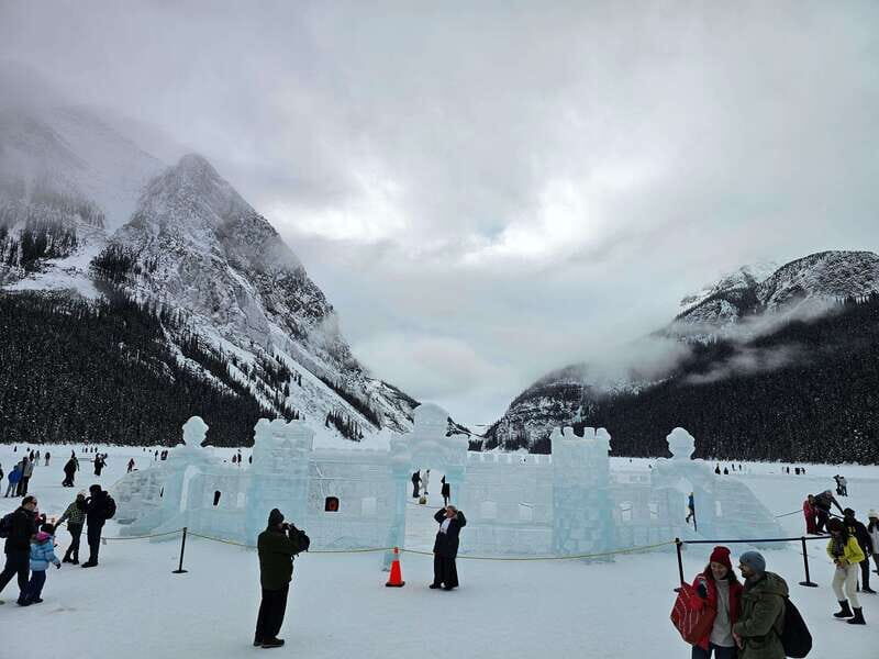 Winter: Full Day Private Tour Banff Icefield Parkway Trip - An In-Depth Look at the Tour Experience