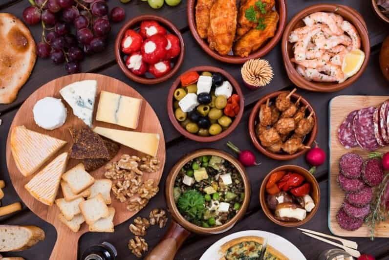Winter Haven: Flavors of the City Guided Food Tour - Analyzing the Value