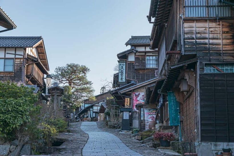 Winter Tour: The Nakasendo, Kabuki & Soba Making Workshop - Detailed Itinerary Breakdown