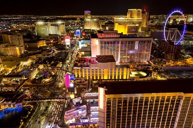 Winter Wonders of Vegas: A Festive Stroll - Who Will Love This Tour?
