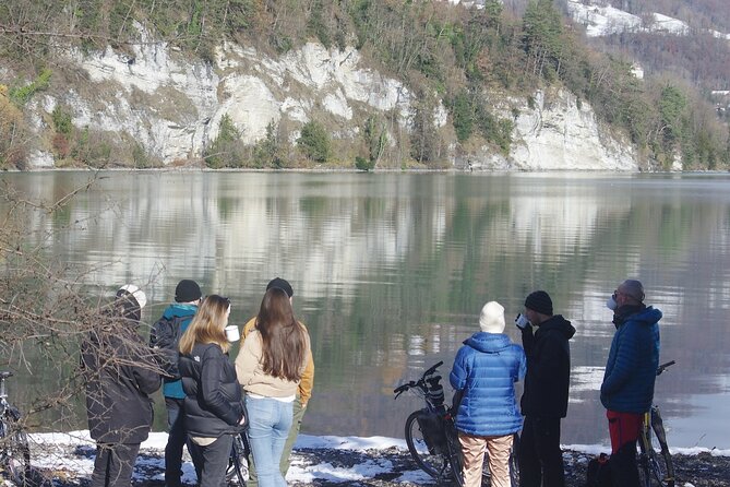 Winterlaken Bike Tour - Warm up With Hot Chocolate at Lake Brienz
