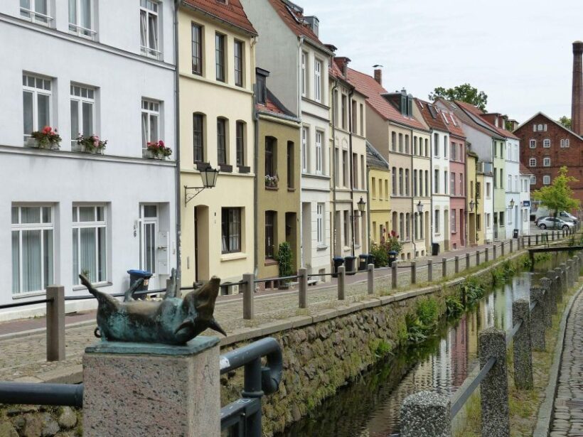 Wismar Private Guided Walking Tour - Introduction: An Authentic Glimpse of Wismar