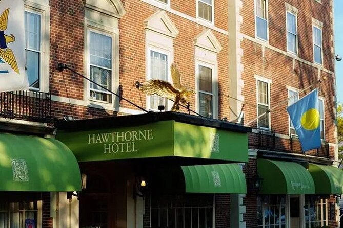 "Witch Trials" Walking Tour in Salem - Peabody Essex Museum: Artifacts and Documentation