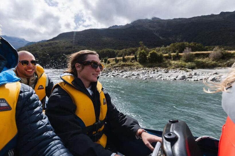 Wnaka: Heli Siberia - Helicopter Flight, Hike & Jet Boat - A Deep Dive into the Experience