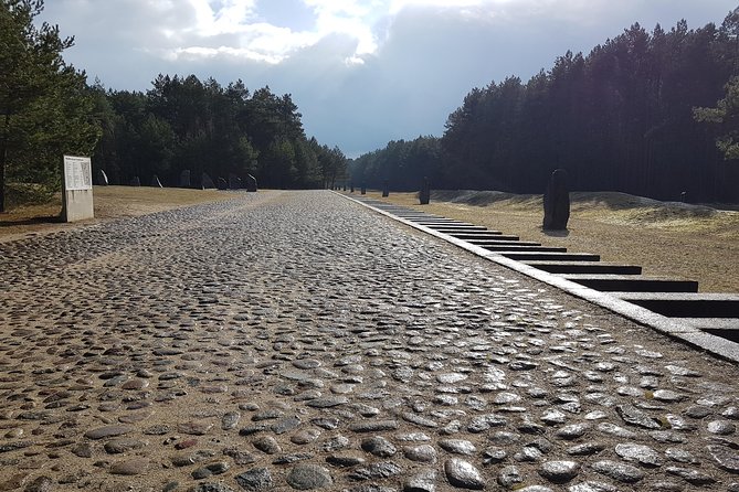 Wolfs Lair & Treblinka Tour in 1 Day From Warsaw - Visiting the Treblinka Memorial