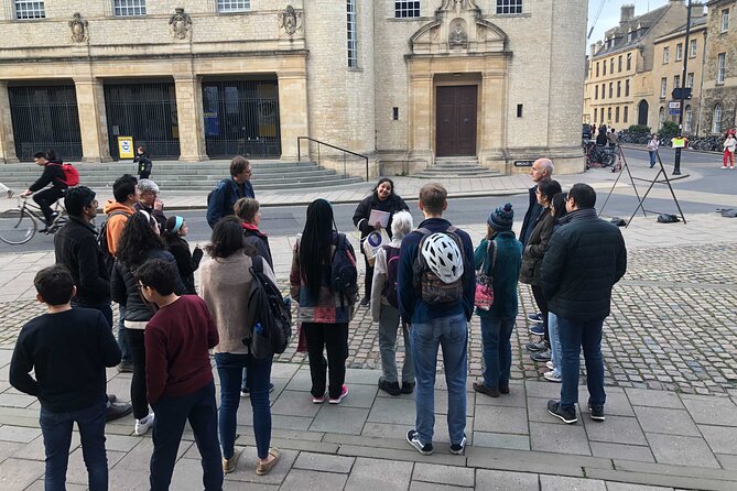 Women and Queer Histories Tour - by Uncomfortable Oxford™ - Tour Logistics and Meeting Details