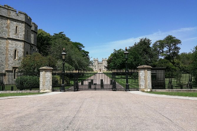 Wonderful Windsor Black Taxi Tour London - Pricing and Booking