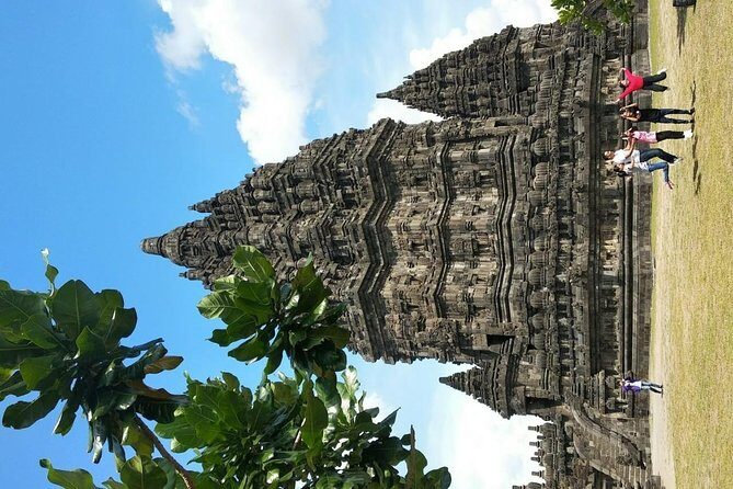 WONDERFULL JOGJA01 (Borobudur+Prambanan+City Tour+lunch 10 hours) - An In-Depth Look at the Tour Experience