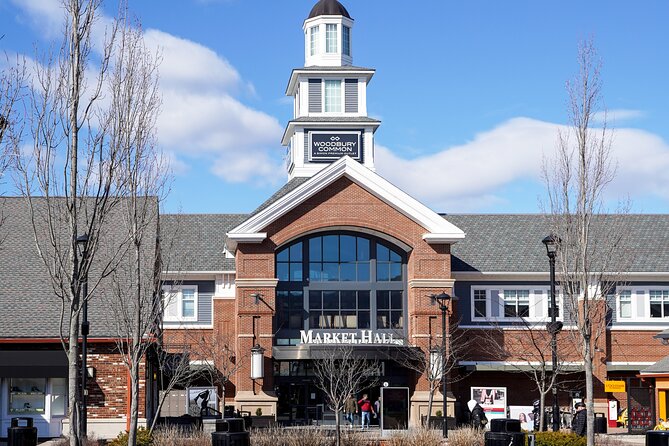 Woodbury Common Premium Outlets Shopping Tour from Midtown - What Makes This Tour Stand Out?