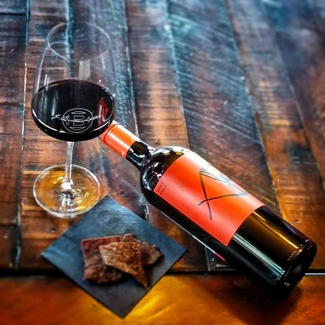 Woodinville Wine Country: Hurray for Hollywood - An In-Depth Look at the Woodinville "Hurray for Hollywood" Experience