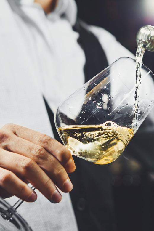 Woodinville Wine Country: Warehouse District Wine Pass - Authentic Experiences and Traveler Feedback