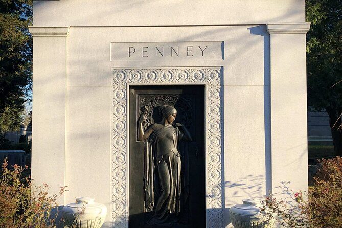 Woodlawn Cemetery: A Self-Guided Audio Tour of Gilded Age Art and Architecture - A Deep Dive into the Experience