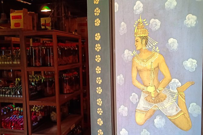 Workshop Visit and Sombai Liqueur Tasting - What You Can Expect from the Experience