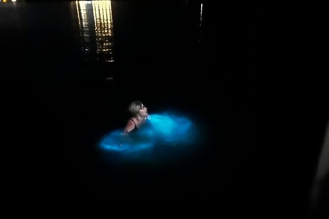 World famous Luminous lagoon Night tour with transportation - FAQ