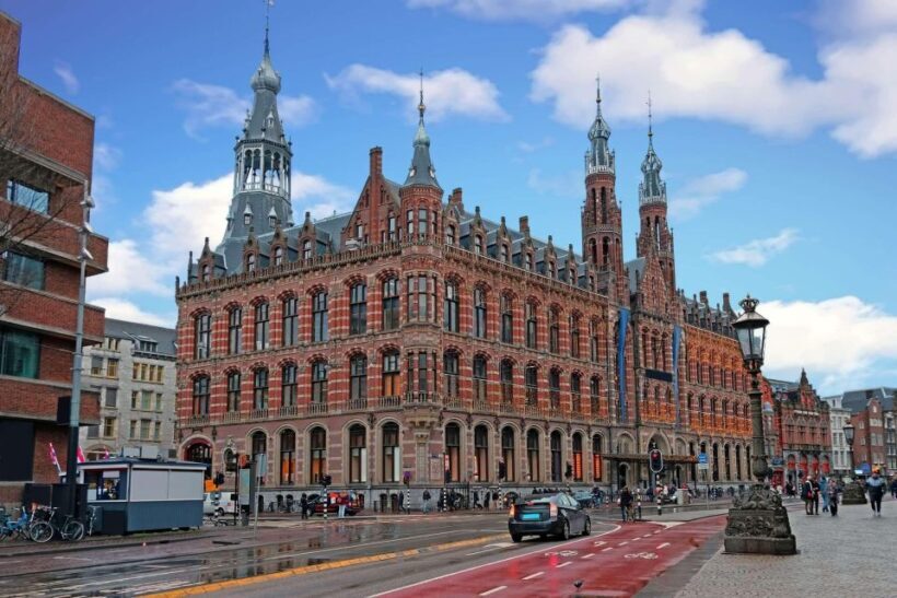 World War II in Amsterdam Private Guided Tour - A Closer Look at What You Can Expect