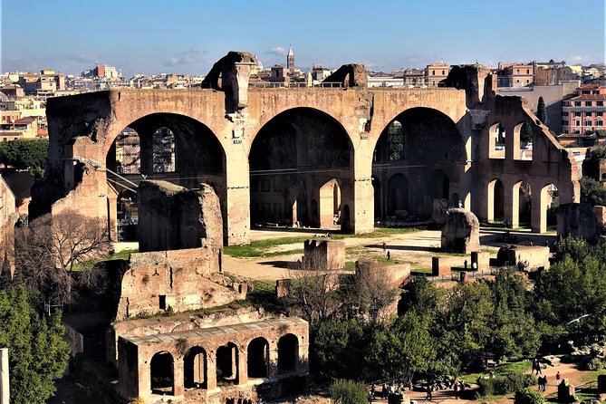 WOW Tour: Coliseum, Vatican, Squares, Luxury Car, Tickets, Lunch - The Comfort of Private Transportation