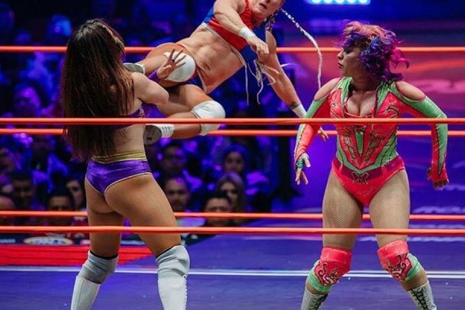 Wrestling show and a Mexican dinner - The Venue: Arena Mexico