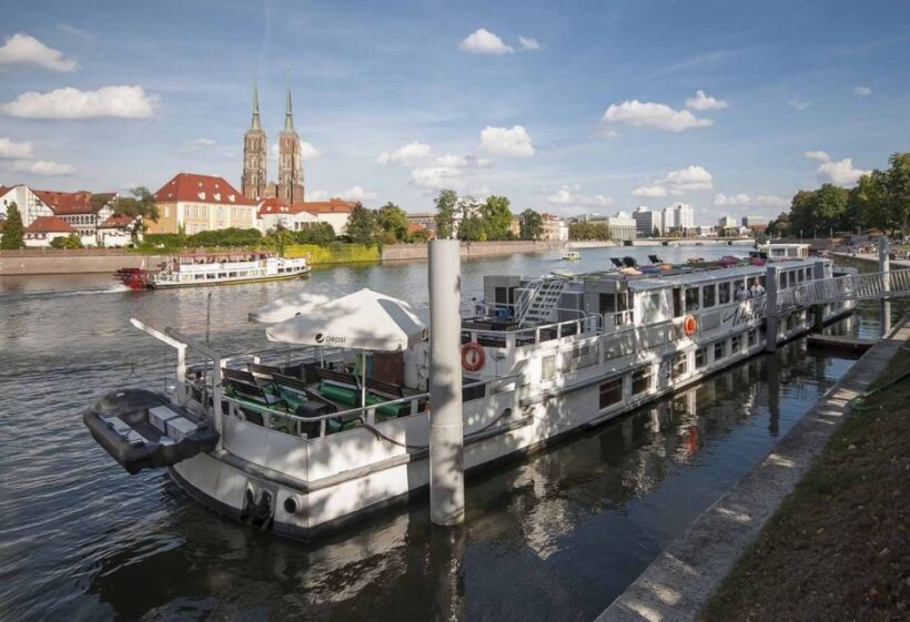Wrocaw: Long City Walk and Luxury Ship Cruise (for groups) - FAQ