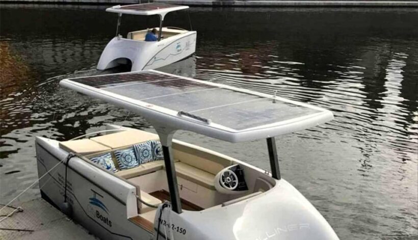 Wrocaw: Solar gondola cruise on the Oder with a guide - A Deep Dive into the Experience