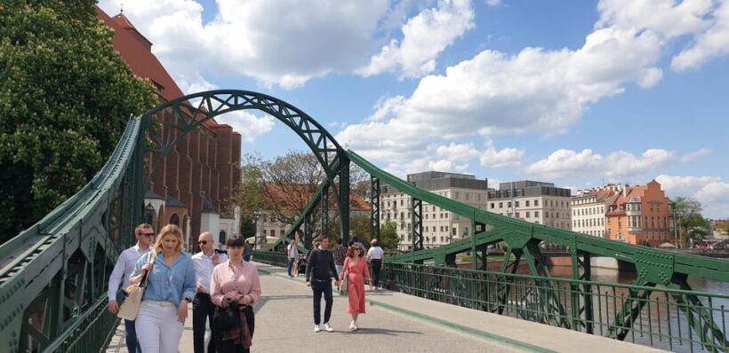 Wrocaw: Venice of the North! Monuments on the Odra River 2h - An In-Depth Look at the Wrocław River Tour