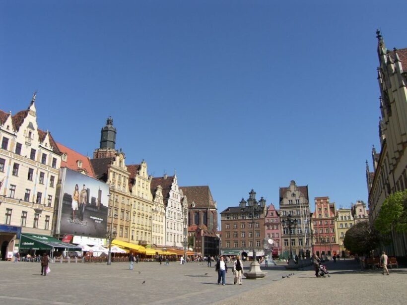 Wroclaw: City Walk and Cruise by Luxury Solar Catamaran - FAQ