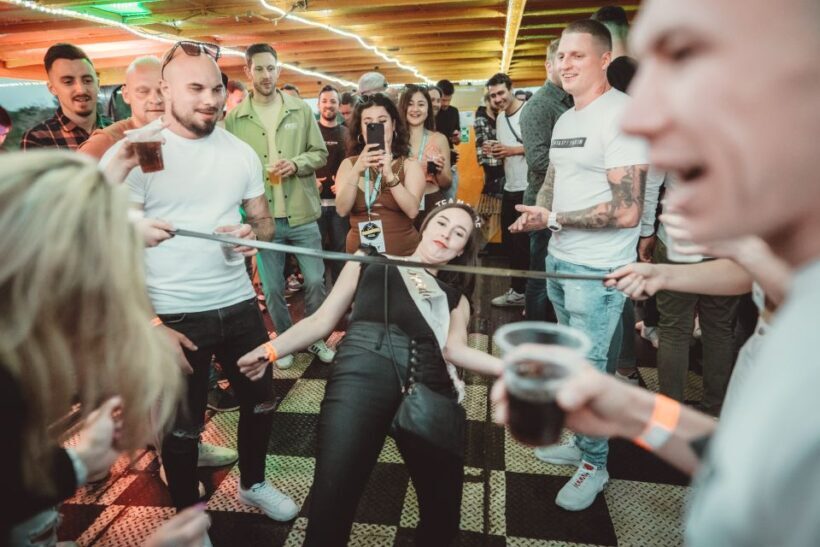 Wroclaw: Oder River Boat Party with Unlimited Drinks - Practical Details