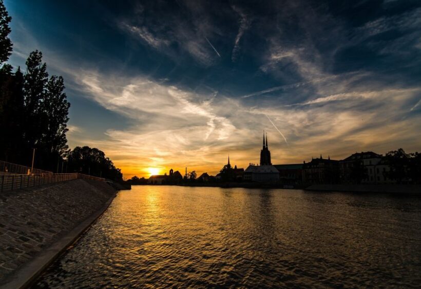 Wroclaw: Old & New Town Highlights Private Guided Walking To - Practical Details and Value