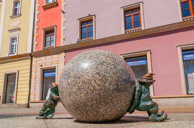 Wroclaw Old Town Guided Walking Tour - Tour Experience and Guide Quality