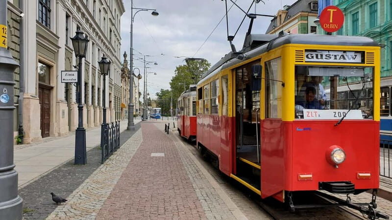 Wroclaw: Private Tour by smal Historic Tram (1,5h, 16 seats) - Key Points
