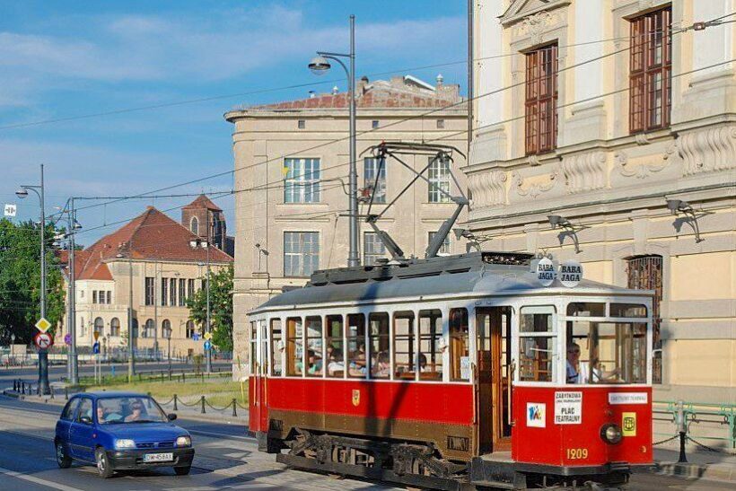 Wroclaw: Private Tour by smal Historic Tram (1,5h, 16 seats) - Who Will Love This Tour?